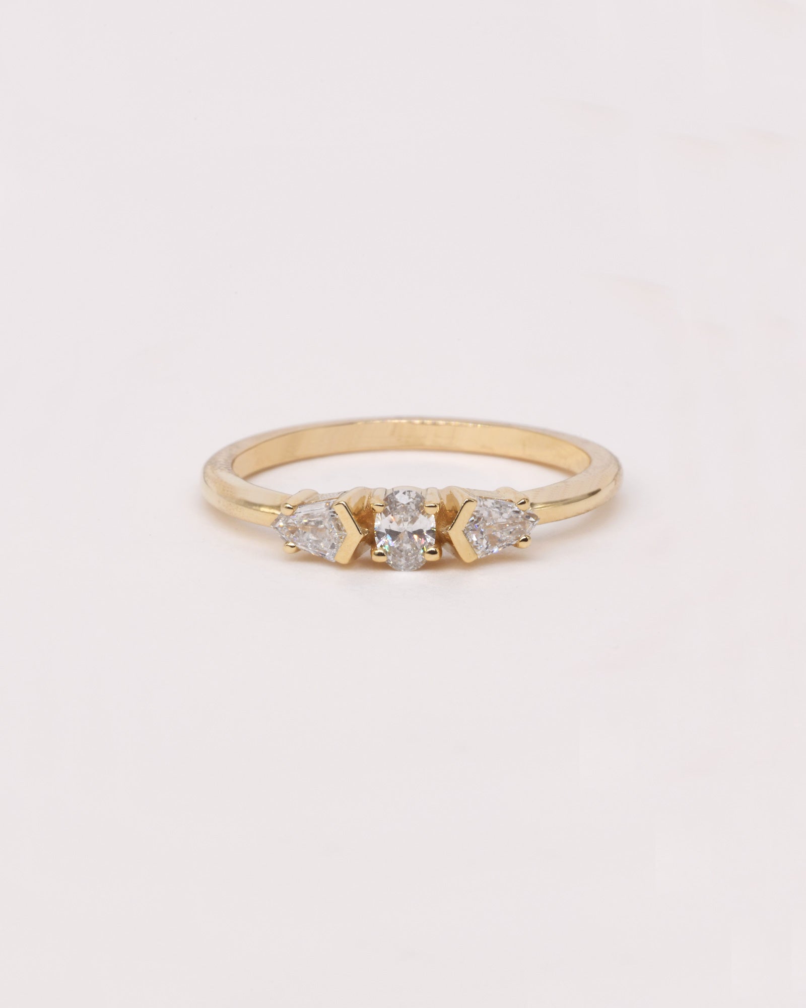 Sophie Ring – SHUNA STUDIO